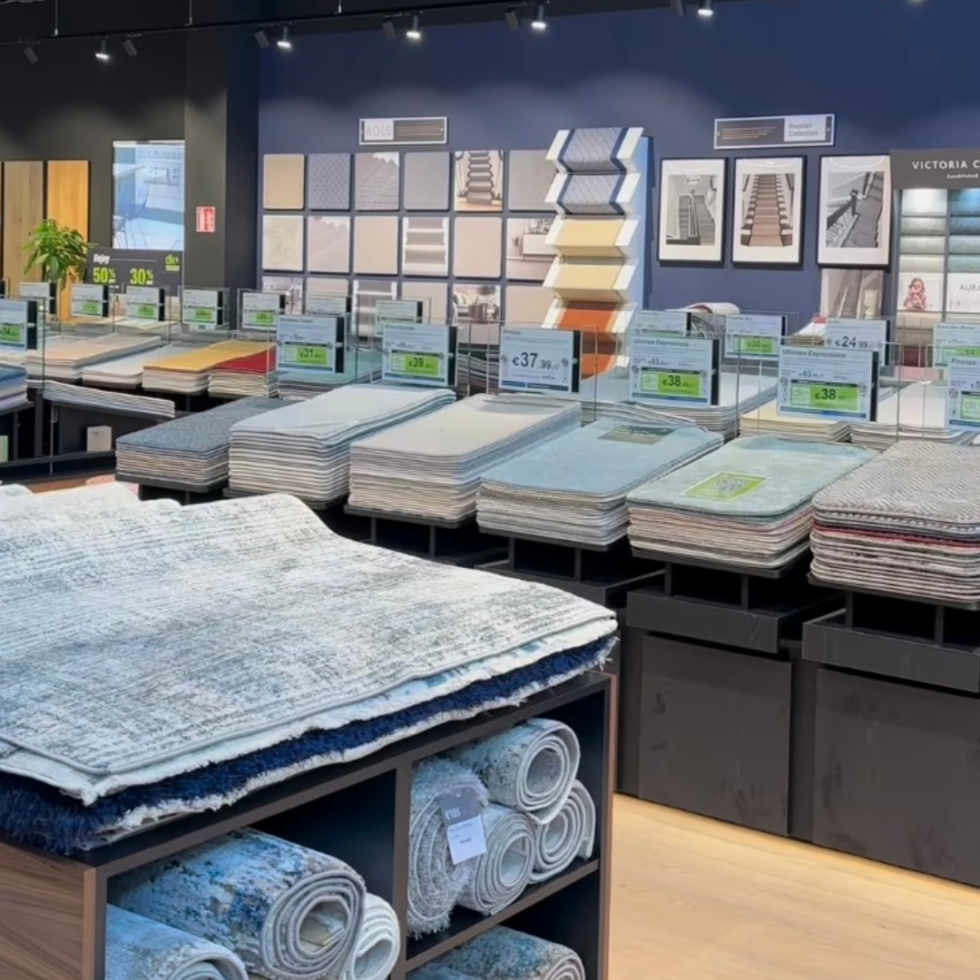 DES KELLY INTERIORS NOW OPEN - Westend Shopping