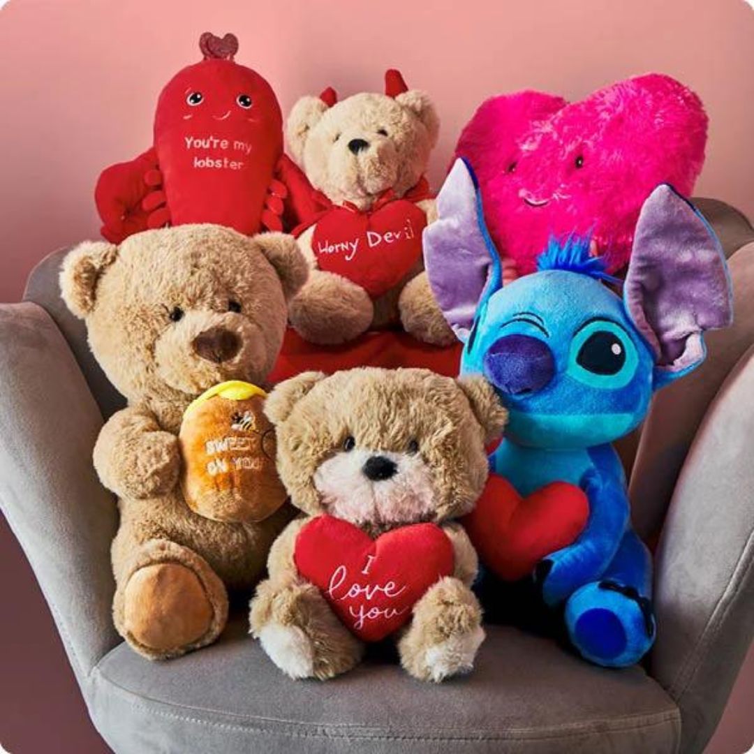 EXPRESS YOUR LOVE WITH CARD FACTORY - Westend Shopping