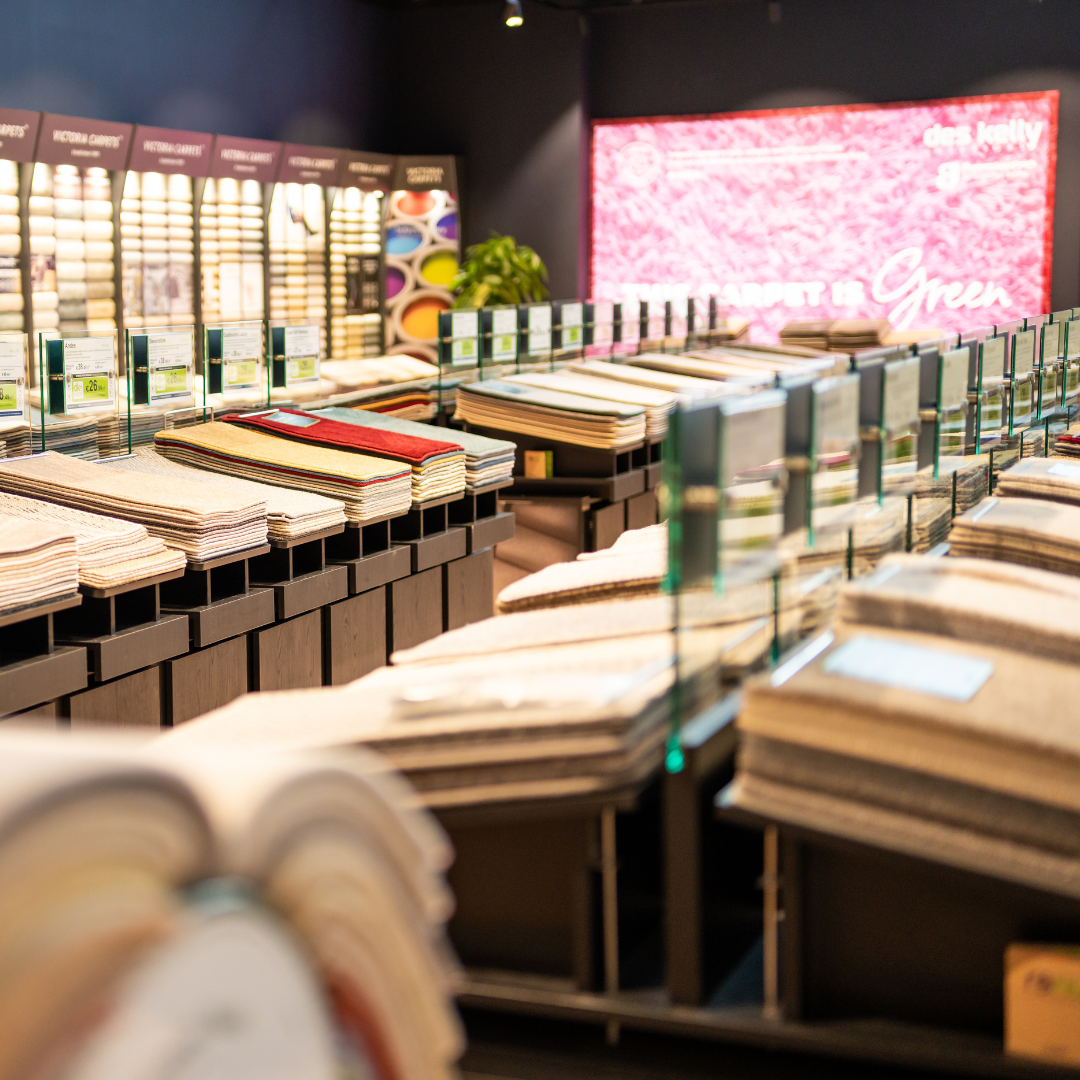 SIZZLING SUMMER OFFERS AT DES KELLY INTERIORS - Westend Shopping