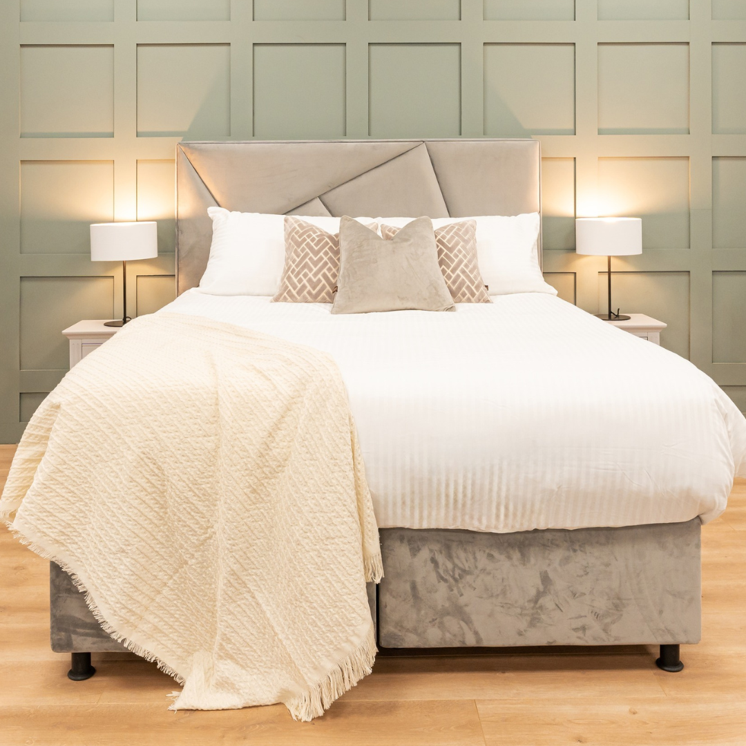 SLEEPTEMBER AT DES KELLY INTERIORS - Westend Shopping